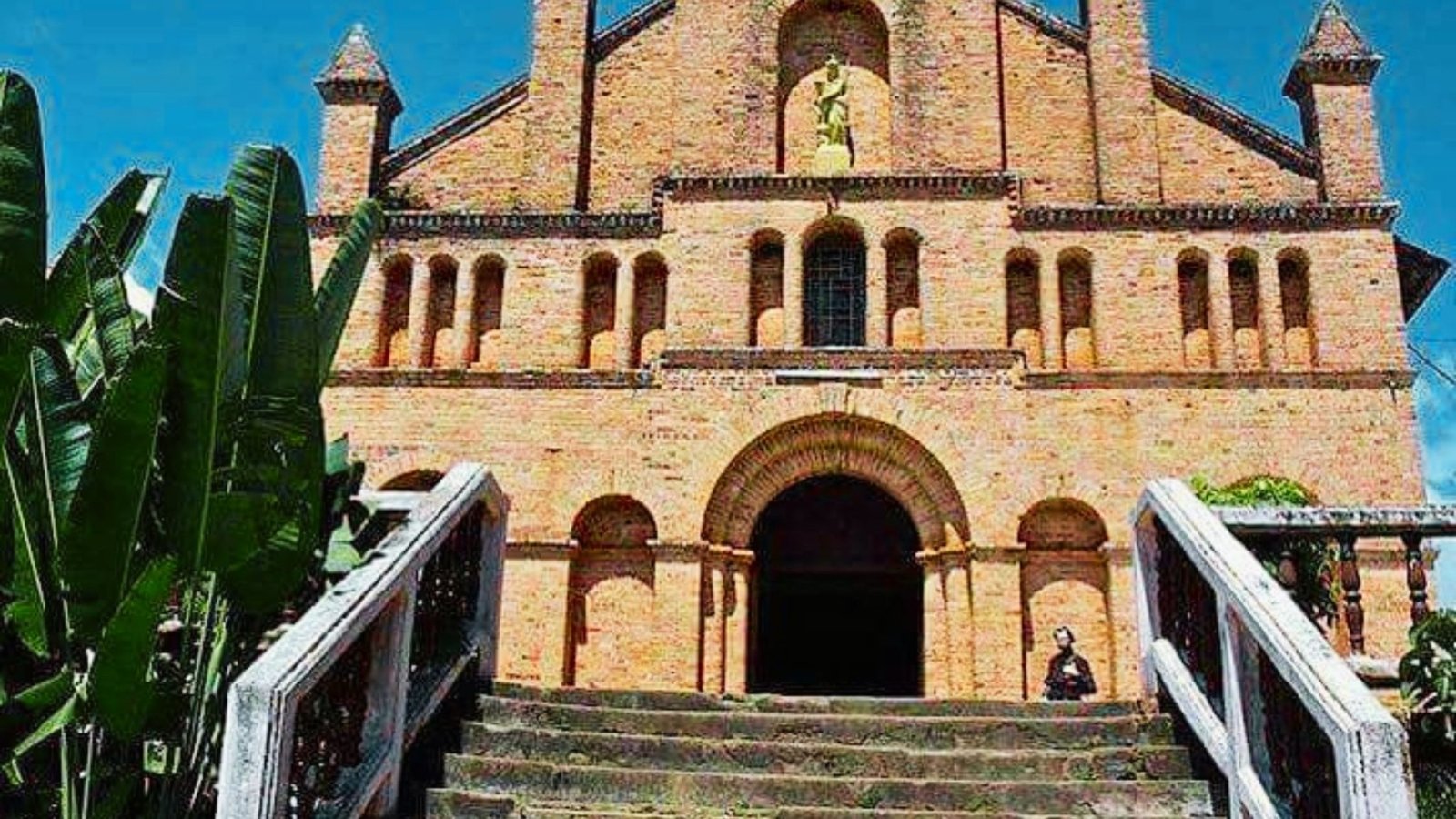 Guide pratique pour visiter Lambaréné : conseils, astuces, activités